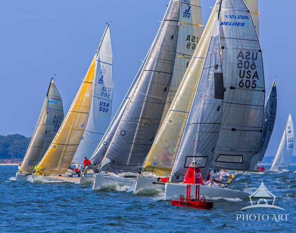 Traffic at the Mark Photo Art Pavilion